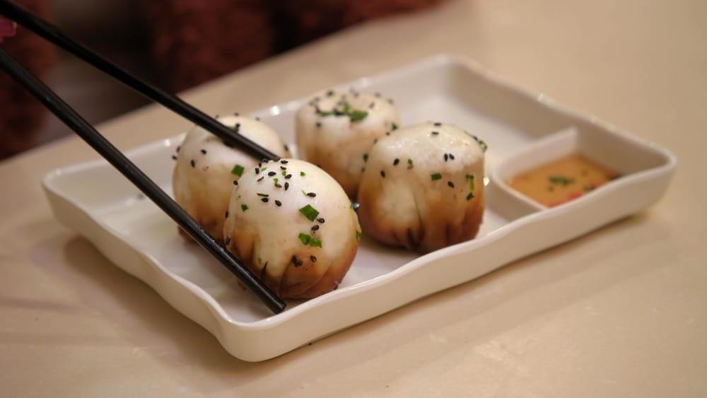 The ultimate Shanghai dumpling guide - taste authentic Xiaolongbao