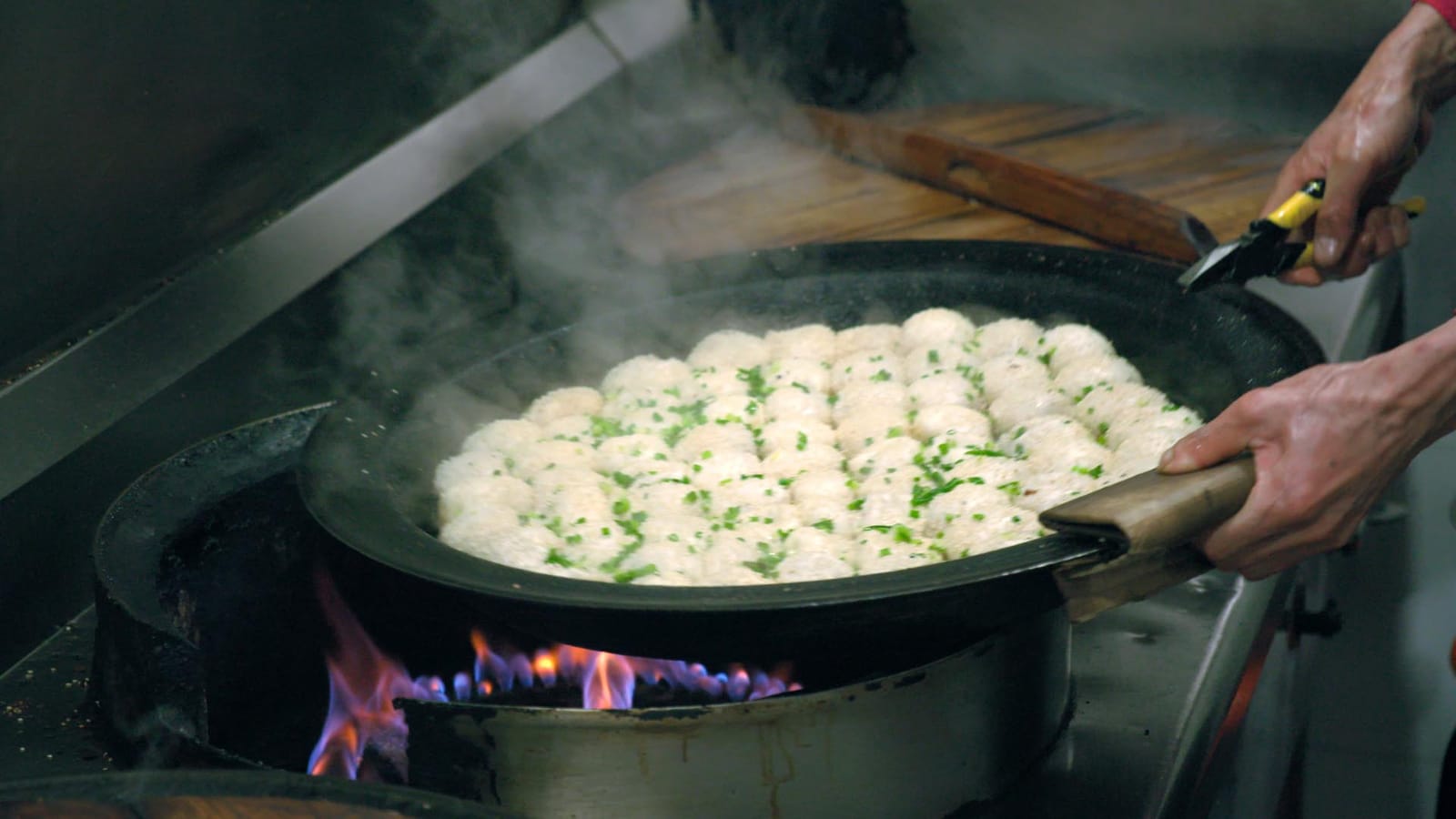 The ultimate Shanghai dumpling guide - taste authentic Xiaolongbao