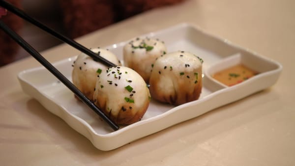 The ultimate Shanghai dumpling guide - taste authentic Xiaolongbao